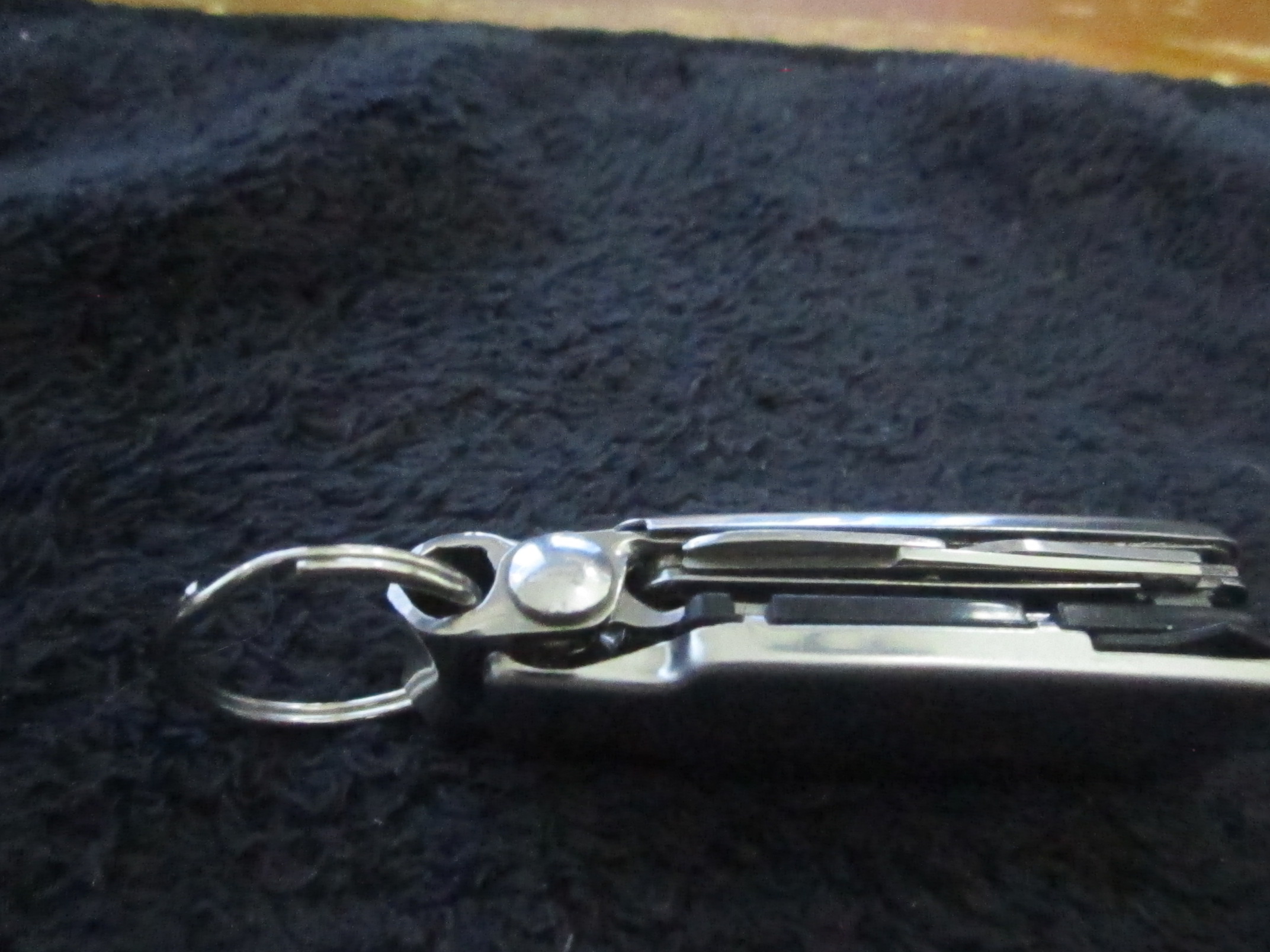 핸드백 , 열쇠고의 필수품 (swiss tech Nail clipper Multi Tool