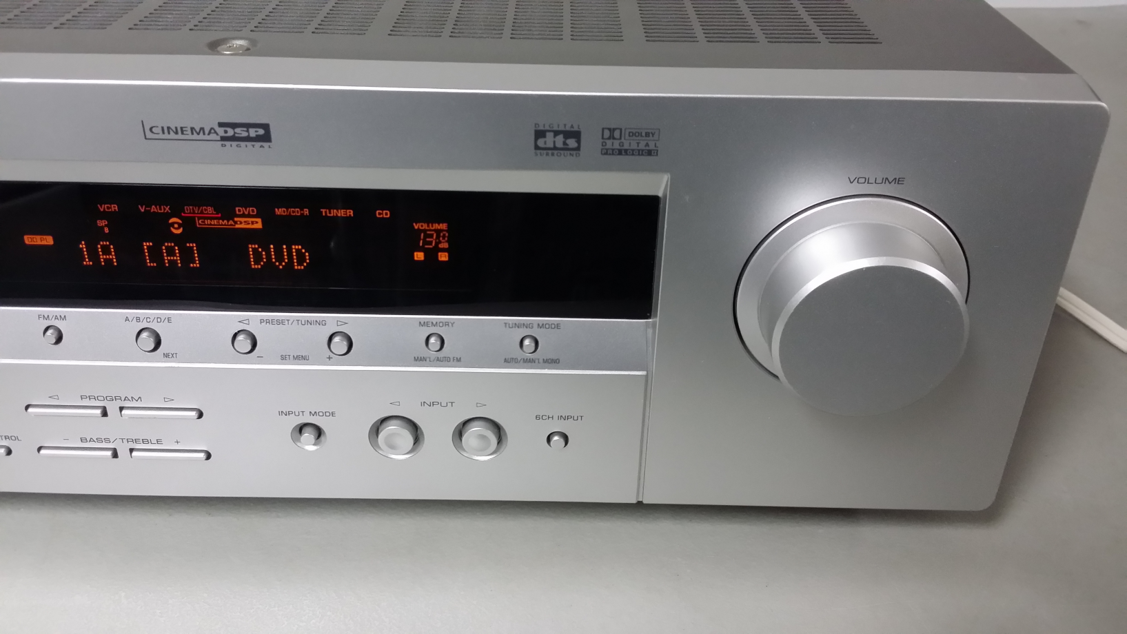 Yamaha HTR 5830 A/V Surround Receiver 240 Watts