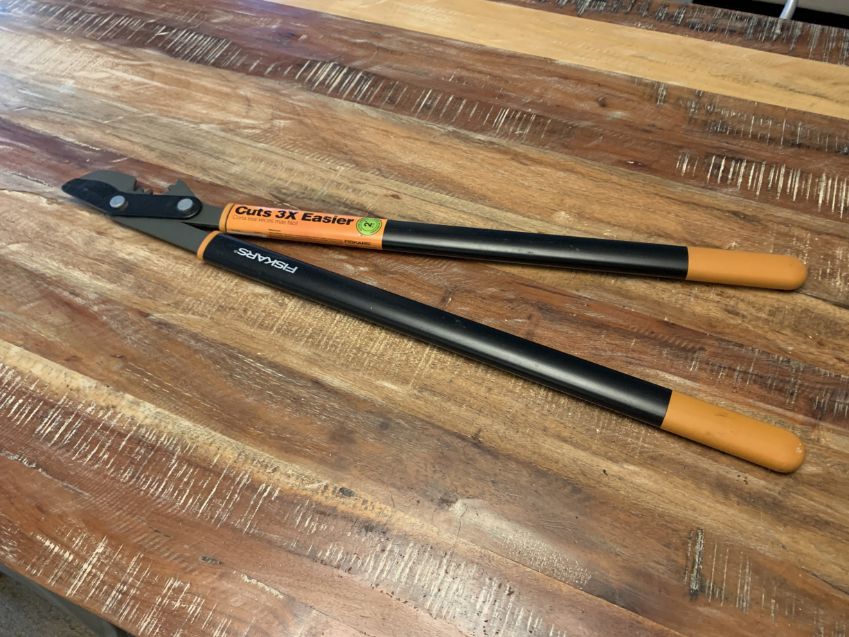 Fiskars 9154 PowerGear 32-Inch Bypass Lopper