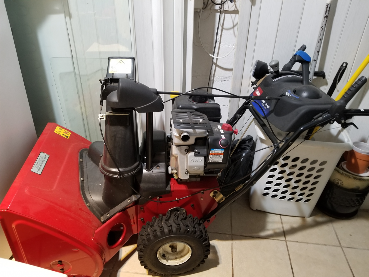 Toro snowblower