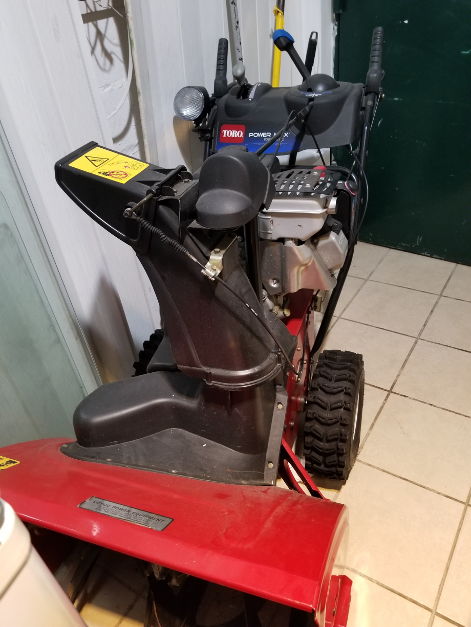 Toro snowblower