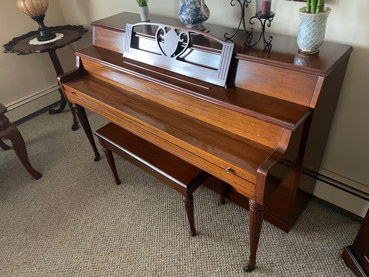 Janssen Vintage Piano