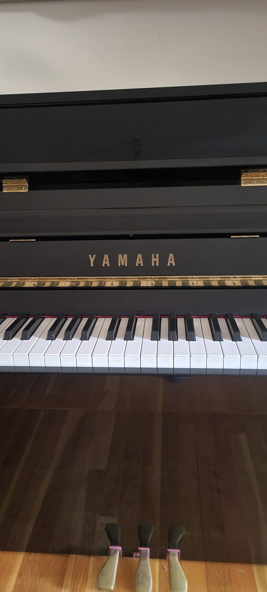 Yamaha Piano LU11