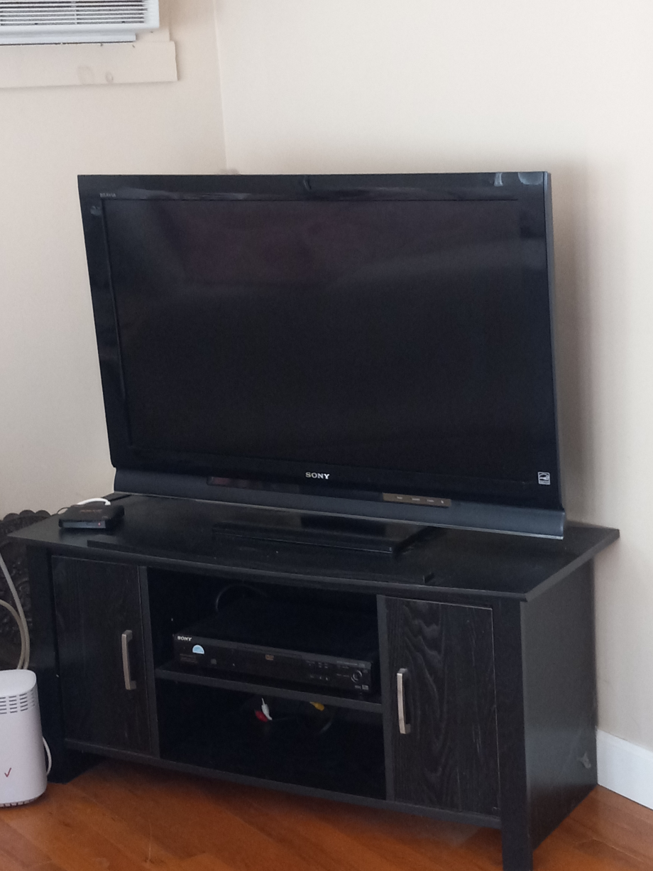 Sony 42inch TV+ Stand+Sony DVD player