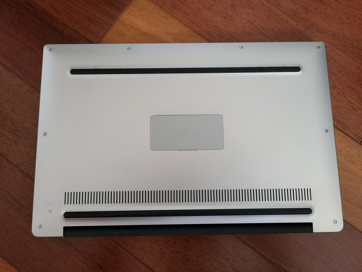 Dell XPS 13 9350 Signature Edition