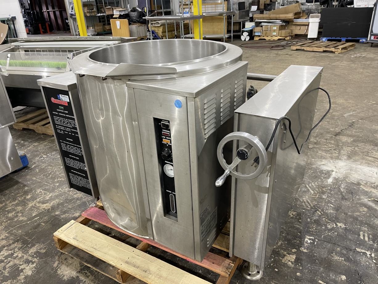 Market Forge FT-40GLS 40 gal Tilting Steam Kettle