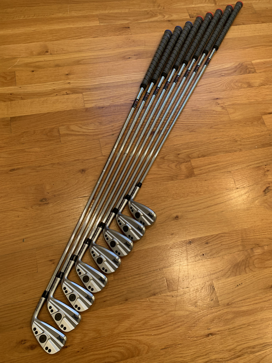 (Like New)PXG Gen4 P Iron 4-9, PW, AW - 8 set Iron