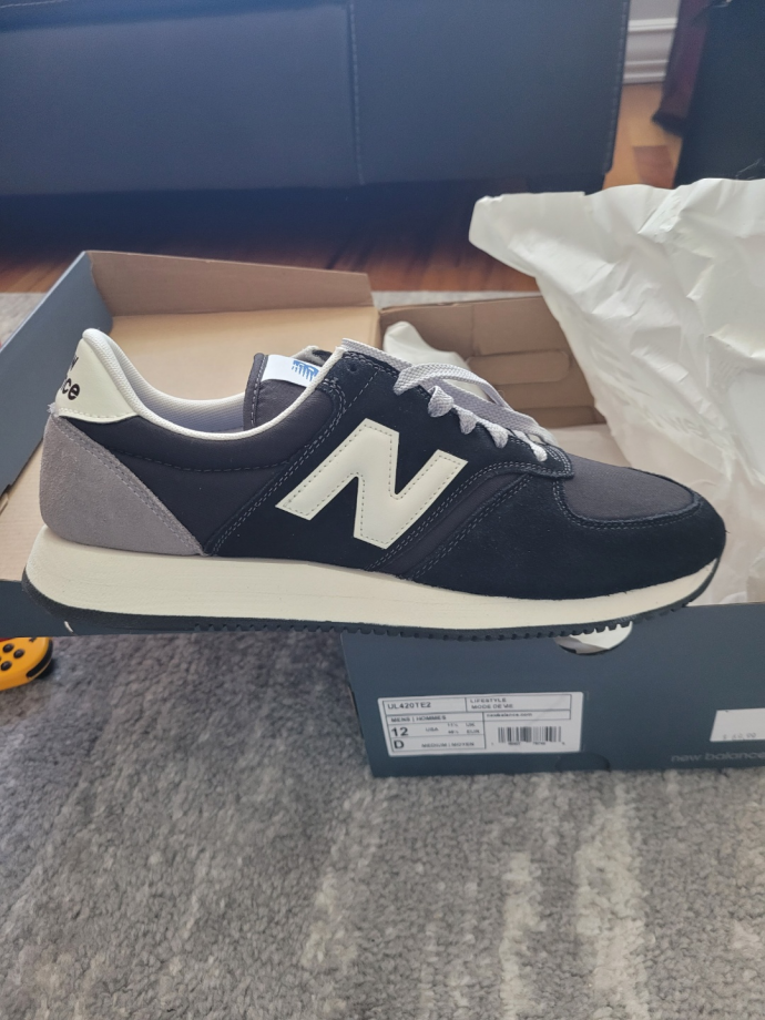 NEW BALANCE MAN SIZE 12