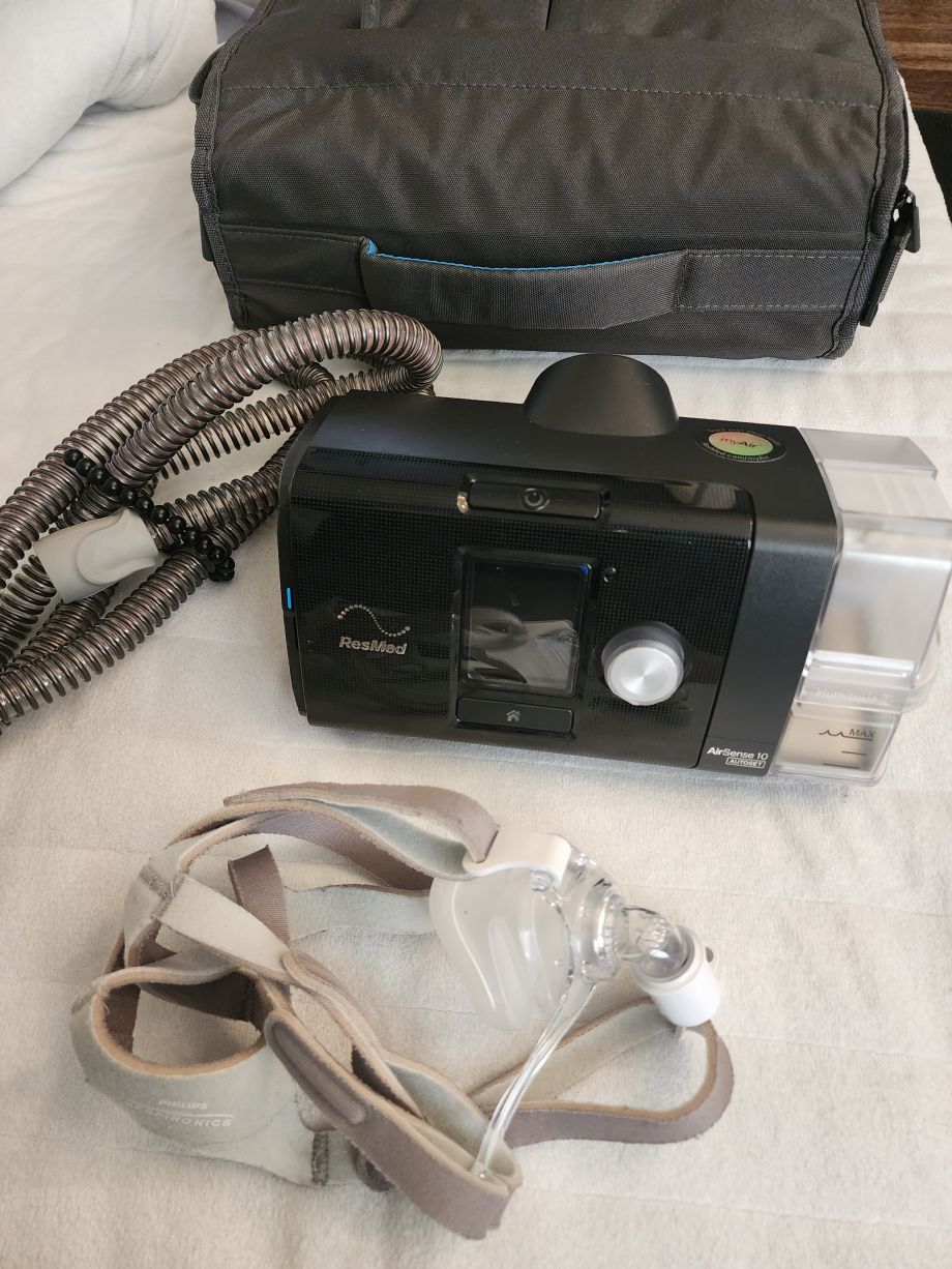 코골이와 수면 무호흡에 좋은 양압기 CPAP Resmed airsense 10