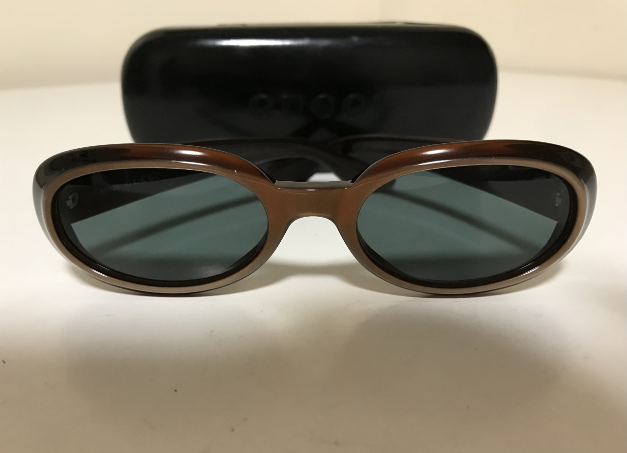 GUCCI 썬글라스 (진품)